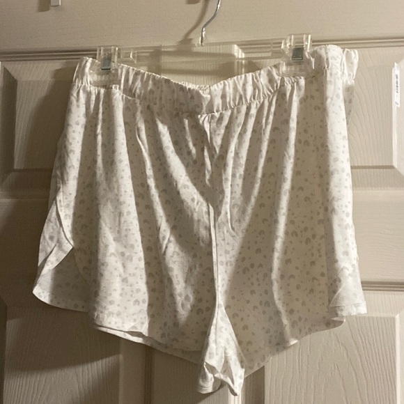 GAP | Intimates & Sleepwear | Nwt Gapbody Animal Print Sleep Shorts ...